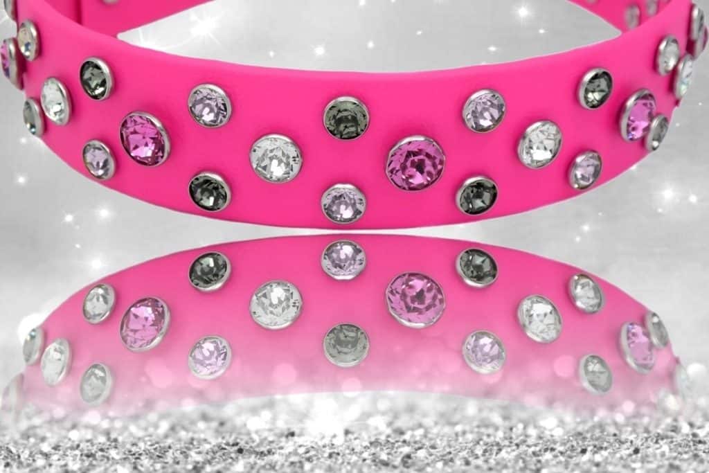 Pretty in Pink - Collars by Kitt